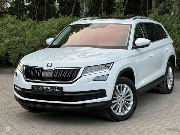 White Skoda Kodiaq 2018 in Prienai, with an engine capacity of 1.97 L and mileage of 247 thousand km for 18800 €, photo 5 on AUTOMOTO.COM.LV