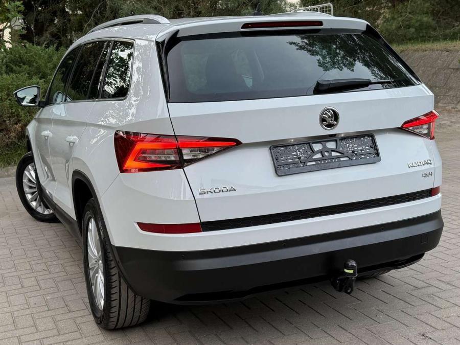 Белый Шкода Kodiaq 2018 в Пренай, объемом двигателя 1.97 л и пробегом 247 тыс. км за 18800 €, фото 15 на AUTOMOTO.COM.LV