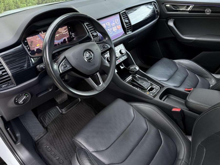 Белый Шкода Kodiaq 2018 в Пренай, объемом двигателя 1.97 л и пробегом 247 тыс. км за 18800 €, фото 23 на AUTOMOTO.COM.LV
