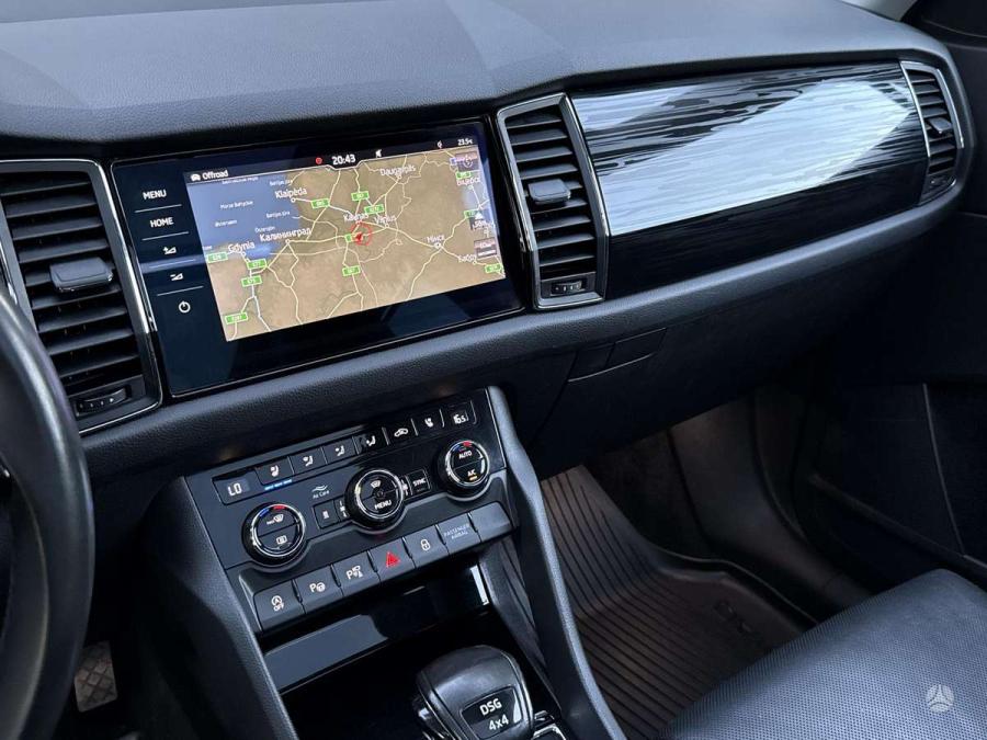 Белый Шкода Kodiaq 2018 в Пренай, объемом двигателя 1.97 л и пробегом 247 тыс. км за 18800 €, фото 38 на AUTOMOTO.COM.LV
