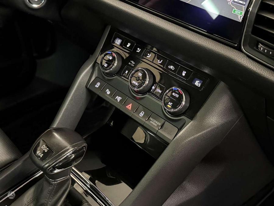 Белый Шкода Kodiaq 2018 в Пренай, объемом двигателя 1.97 л и пробегом 247 тыс. км за 18800 €, фото 42 на AUTOMOTO.COM.LV