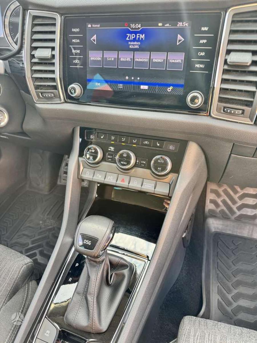 Белый Шкода Kodiaq 2018 в Пренай, объемом двигателя 1.97 л и пробегом 280 тыс. км за 14850 €, фото 14 на AUTOMOTO.COM.LV
