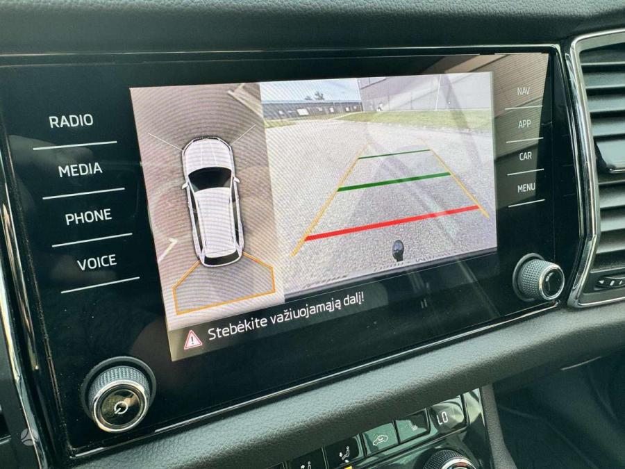 Белый Шкода Kodiaq 2018 в Пренай, объемом двигателя 1.97 л и пробегом 280 тыс. км за 14850 €, фото 27 на AUTOMOTO.COM.LV