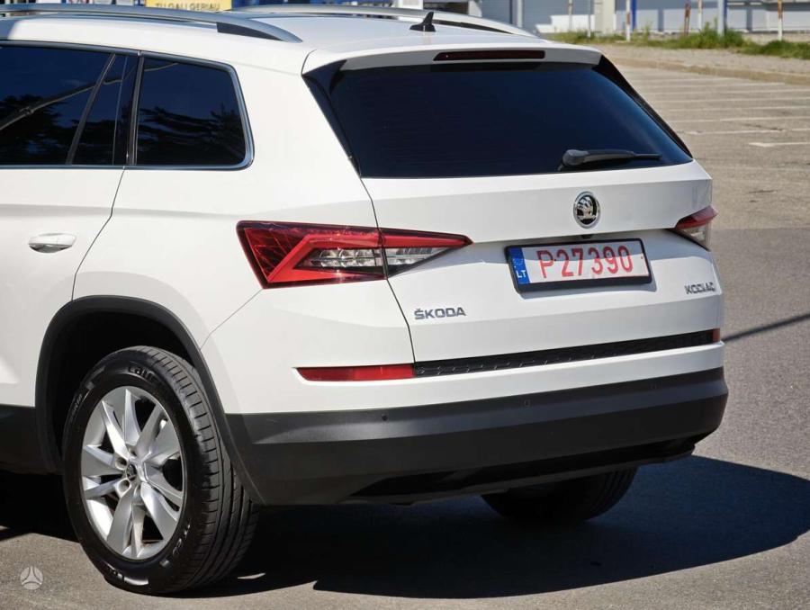 White Skoda Kodiaq 2018 in Vilnius, with an engine capacity of 1.97 L and mileage of 187 thousand km for 19900 €, photo 7 on AUTOMOTO.COM.LV