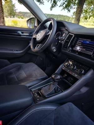 White Skoda Kodiaq 2018 in Vilnius, with an engine capacity of 1.97 L and mileage of 187 thousand km for 19900 €, photo 15 on AUTOMOTO.COM.LV
