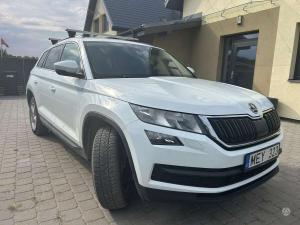 White Skoda Kodiaq 2018 in Vilnius, with an engine capacity of 2.00 L and mileage of 255 thousand km for 17800 €, photo 3 on AUTOMOTO.COM.LV