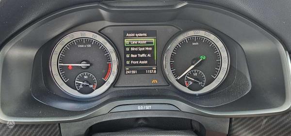 Белый Шкода Kodiaq 2018 в Каунас, объемом двигателя 1.97 л и пробегом 242 тыс. км за 18950 €, фото 11 на AUTOMOTO.COM.LV