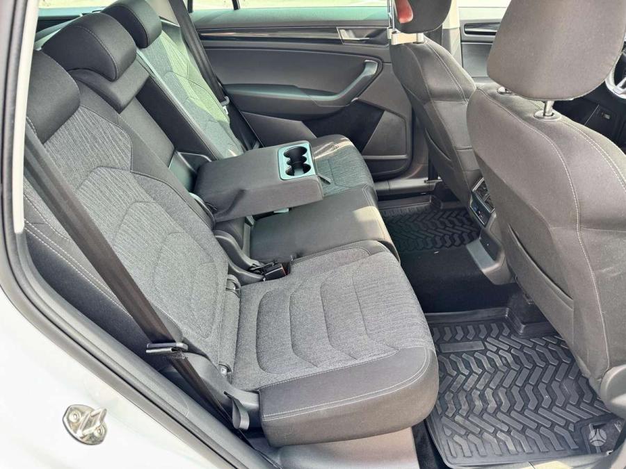 Белый Шкода Kodiaq 2018 в Пренай, объемом двигателя 1.97 л и пробегом 280 тыс. км за 14500 €, фото 25 на AUTOMOTO.COM.LV