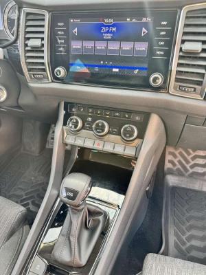 Белый Шкода Kodiaq 2018 в Пренай, объемом двигателя 1.97 л и пробегом 280 тыс. км за 14500 €, фото 27 на AUTOMOTO.COM.LV