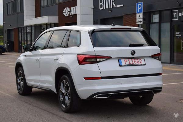 Skoda Kodiaq 2018 Viļņa vietnē Balts Skoda Kodiaq 2018 Viļņa, ar dzinēja tilpumu 1.97 L un nobraukumu 187 tūkst. km par 22400 €, foto 4 vietnē AUTOMOTO.COM.LV