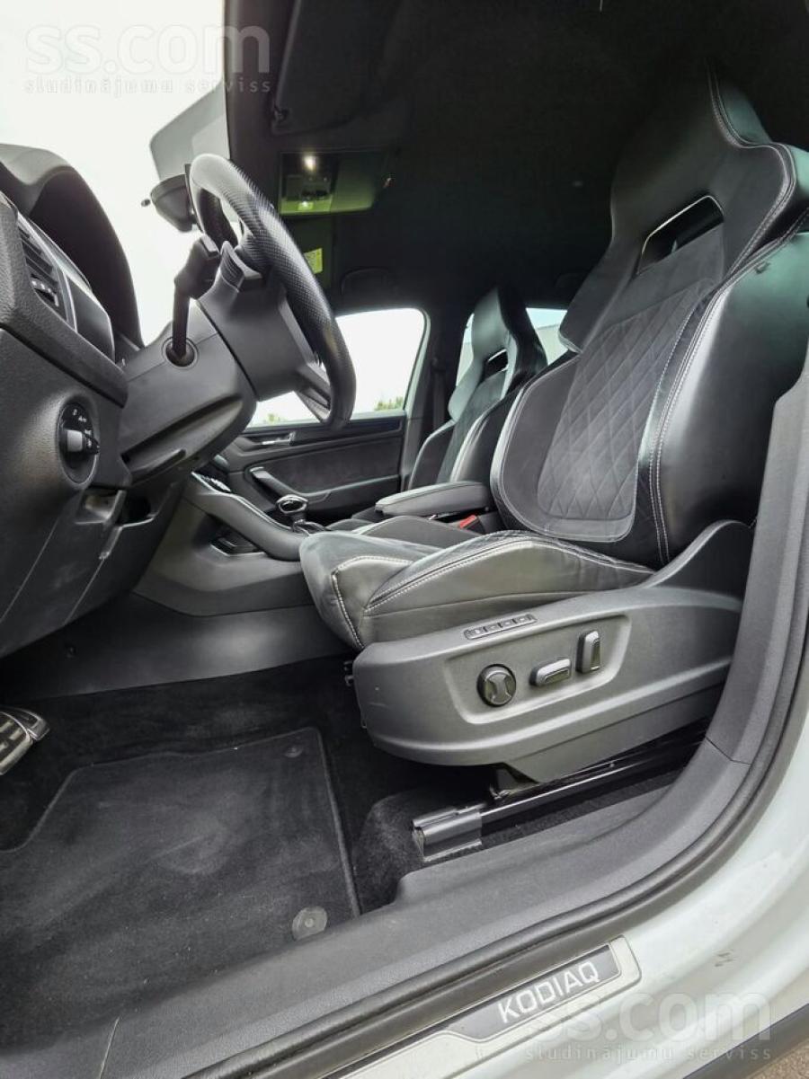 White Skoda Kodiaq 2018 in Riga, with an engine capacity of 2.00 L and mileage of 205 thousand km for 20500 €, photo 10 on AUTOMOTO.COM.LV