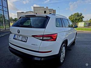 Белый Шкода Kodiaq 2018 в Кретинга, объемом двигателя 1.97 л и пробегом 352 тыс. км за 12200 €, фото 4 на AUTOMOTO.COM.LV