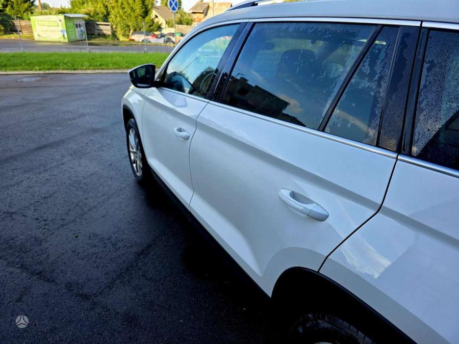 Белый Шкода Kodiaq 2018 в Кретинга, объемом двигателя 1.97 л и пробегом 352 тыс. км за 12200 €, фото 8 на AUTOMOTO.COM.LV