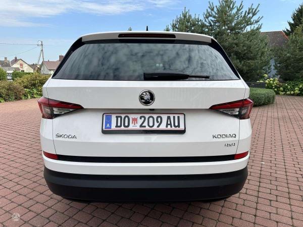 Balts Skoda Kodiaq 2018 Kelmė, ar dzinēja tilpumu 1.97 L un nobraukumu 293 tūkst. km par 17200 €, foto 7 vietnē AUTOMOTO.COM.LV