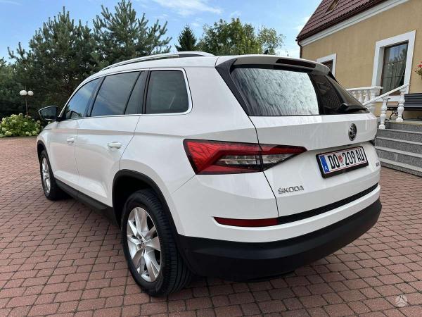 Balts Skoda Kodiaq 2018 Kelmė, ar dzinēja tilpumu 1.97 L un nobraukumu 293 tūkst. km par 17200 €, foto 8 vietnē AUTOMOTO.COM.LV