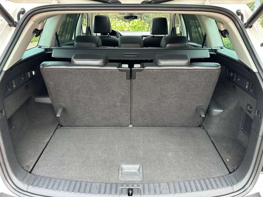 Balts Skoda Kodiaq 2018 Kelmė, ar dzinēja tilpumu 1.97 L un nobraukumu 293 tūkst. km par 17200 €, foto 9 vietnē AUTOMOTO.COM.LV