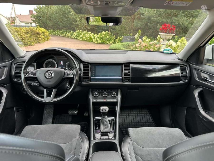 Balts Skoda Kodiaq 2018 Kelmė, ar dzinēja tilpumu 1.97 L un nobraukumu 293 tūkst. km par 17200 €, foto 14 vietnē AUTOMOTO.COM.LV