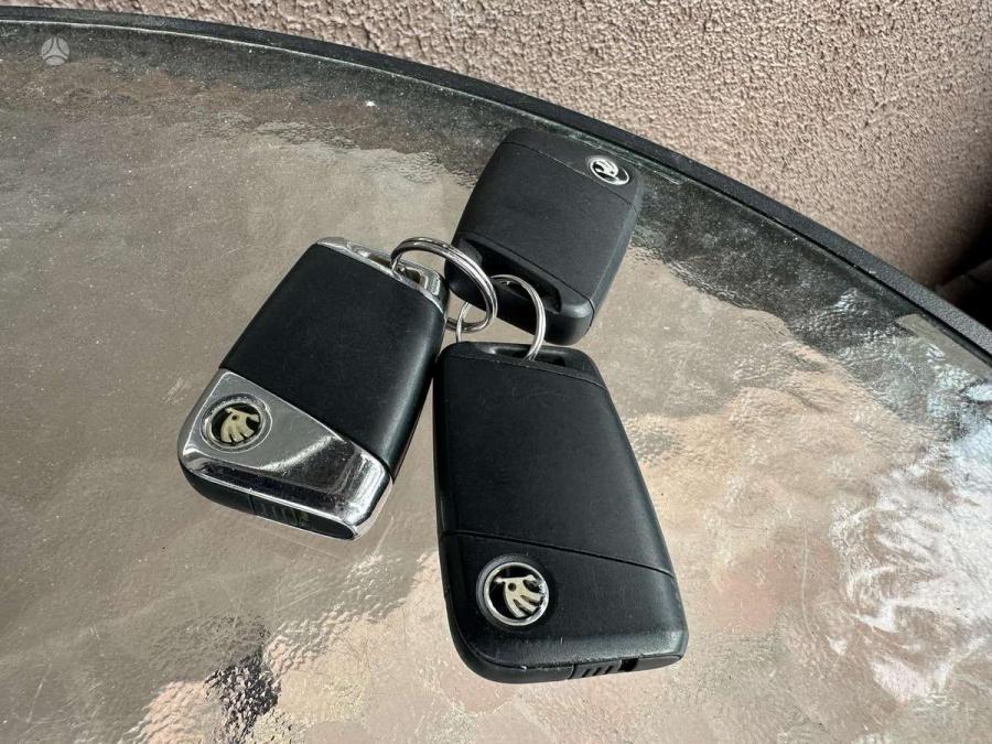 Balts Skoda Kodiaq 2018 Kelmė, ar dzinēja tilpumu 1.97 L un nobraukumu 293 tūkst. km par 17200 €, foto 25 vietnē AUTOMOTO.COM.LV
