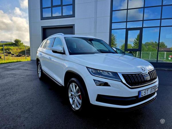 Balts Skoda Kodiaq 2018 Kretinga, ar dzinēja tilpumu 1.97 L un nobraukumu 352 tūkst. km par 10995 €, foto 1 vietnē AUTOMOTO.COM.LV
