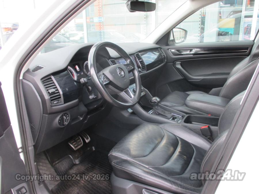 Белый Шкода Kodiaq 2018 в Тарту, объемом двигателя 2.00 л и пробегом 211 тыс. км за 17990 €, фото 9 на AUTOMOTO.COM.LV
