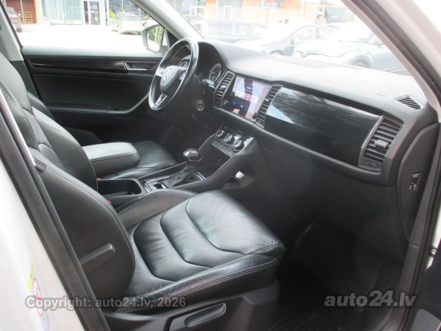 Белый Шкода Kodiaq 2018 в Тарту, объемом двигателя 2.00 л и пробегом 211 тыс. км за 17990 €, фото 10 на AUTOMOTO.COM.LV
