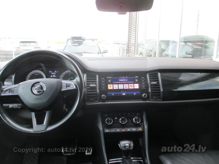 Белый Шкода Kodiaq 2018 в Тарту, объемом двигателя 2.00 л и пробегом 211 тыс. км за 17990 €, фото 11 на AUTOMOTO.COM.LV