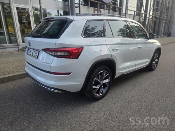Balts Skoda Kodiaq 2018 Rīga, ar dzinēja tilpumu 2.00 L un nobraukumu 0 tūkst. km par 15900 €, foto 5 vietnē AUTOMOTO.COM.LV