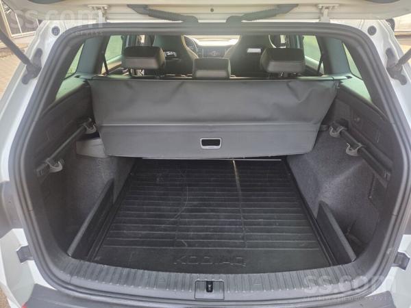 Balts Skoda Kodiaq 2018 Rīga, ar dzinēja tilpumu 2.00 L un nobraukumu 0 tūkst. km par 15900 €, foto 8 vietnē AUTOMOTO.COM.LV