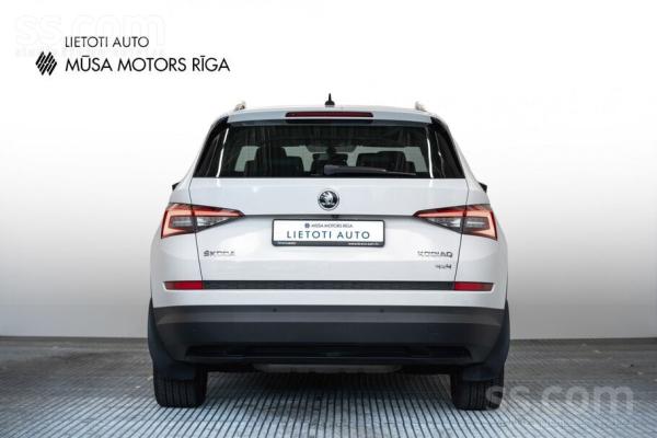 Белый Шкода Kodiaq 2018 в Рига, объемом двигателя 2.00 л и пробегом 150 тыс. км за 19900 €, фото 5 на AUTOMOTO.COM.LV