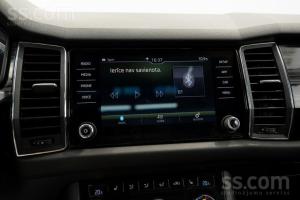 Balts Skoda Kodiaq 2018 Rīga, ar dzinēja tilpumu 2.00 L un nobraukumu 150 tūkst. km par 19900 €, foto 20 vietnē AUTOMOTO.COM.LV