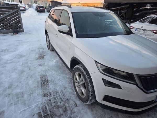 Белый Шкода Kodiaq 2019 в Гаргждай, объемом двигателя 1.97 л и пробегом 395 тыс. км за 15900 €, фото 3 на AUTOMOTO.COM.LV