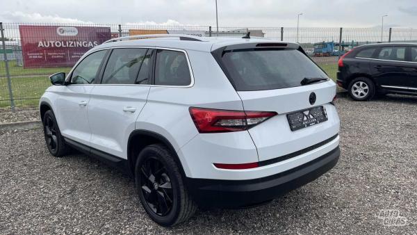 White Skoda Kodiaq 2019 in Marijampole, with an engine capacity of 2.00 L and mileage of 227 thousand km for 15990 €, photo 9 on AUTOMOTO.COM.LV