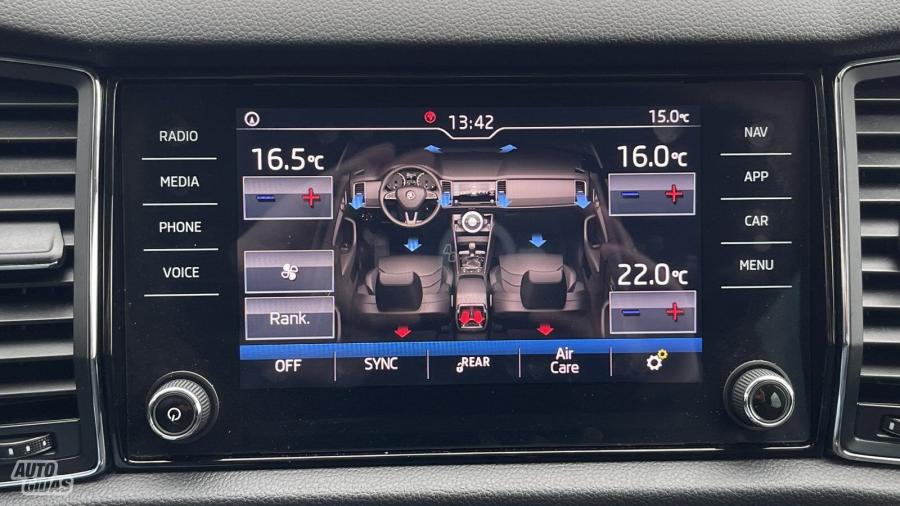 Белый Шкода Kodiaq 2019 в Мариямполе, объемом двигателя 2.00 л и пробегом 227 тыс. км за 15990 €, фото 25 на AUTOMOTO.COM.LV