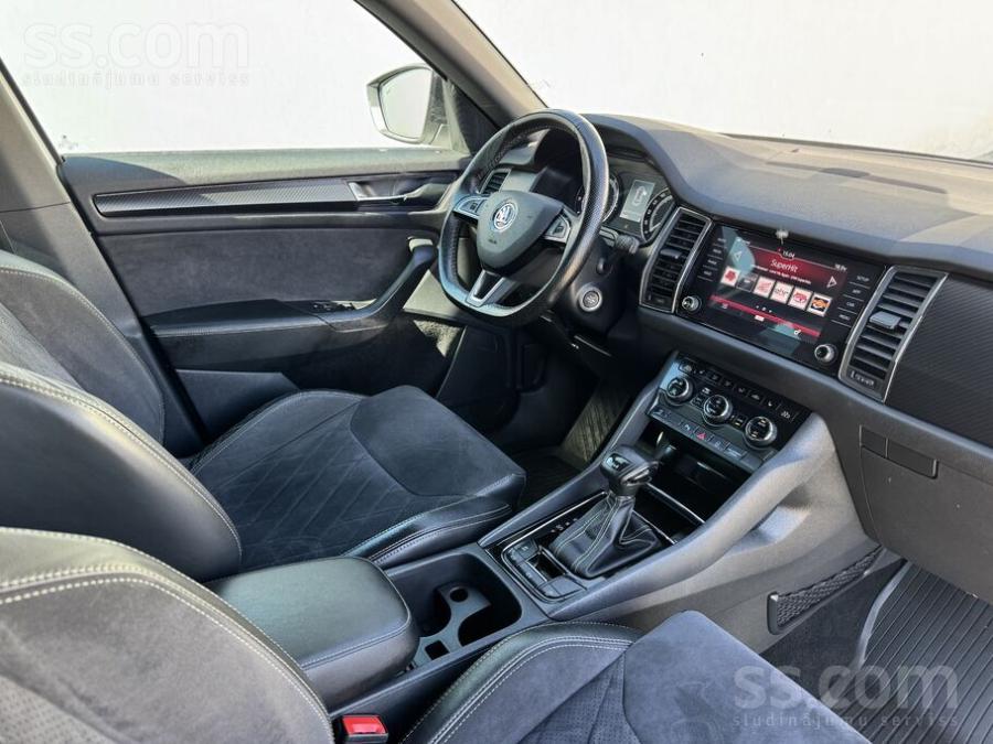 Белый Шкода Kodiaq 2019 в Рига, объемом двигателя 2.00 л и пробегом 0 тыс. км за 15950 €, фото 16 на AUTOMOTO.COM.LV