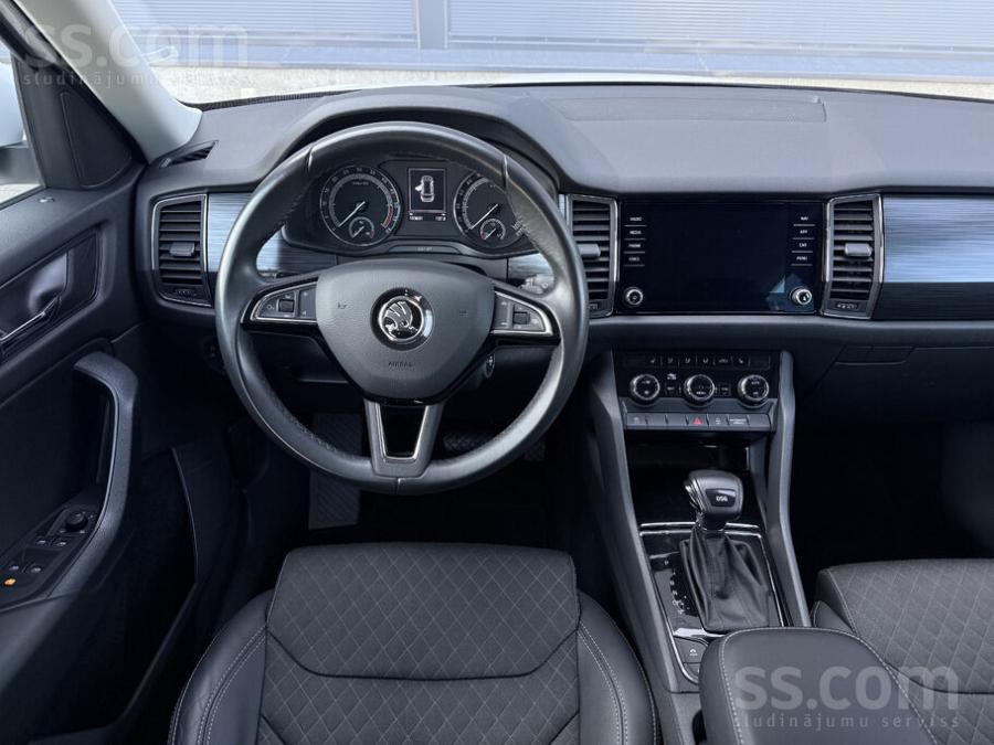 Balts Skoda Kodiaq 2019 Rīga, ar dzinēja tilpumu 2.00 L un nobraukumu 154 tūkst. km par 19990 €, foto 19 vietnē AUTOMOTO.COM.LV