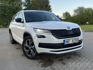 White Skoda Kodiaq 2019 in Ogre, with an engine capacity of 1.50 L and mileage of 130 thousand km for 19950 €, photo  on AUTOMOTO.COM.LV