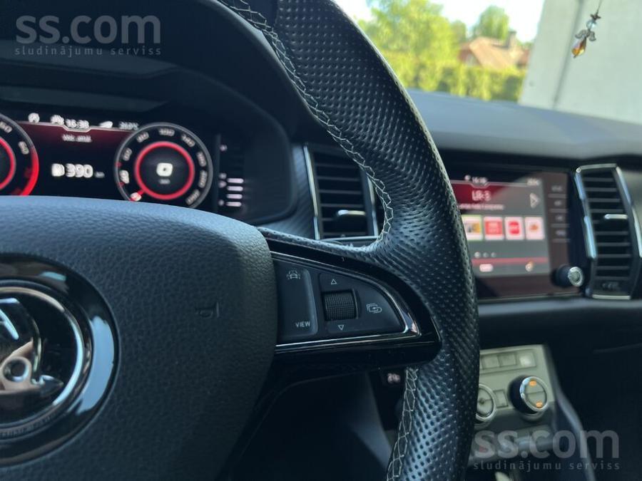 Белый Шкода Kodiaq 2019 в Огре, объемом двигателя 1.50 л и пробегом 130 тыс. км за 19950 €, фото 32 на AUTOMOTO.COM.LV