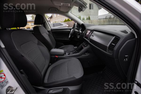 White Skoda Kodiaq 2019 in Riga, with an engine capacity of 2.00 L and mileage of 0 thousand km for 15500 €, photo 9 on AUTOMOTO.COM.LV