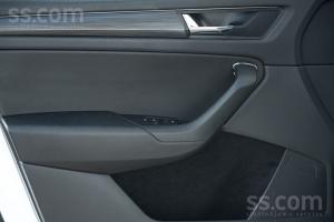 Белый Шкода Kodiaq 2019 в Рига, объемом двигателя 1.50 л и пробегом 90 тыс. км за 18990 €, фото 16 на AUTOMOTO.COM.LV