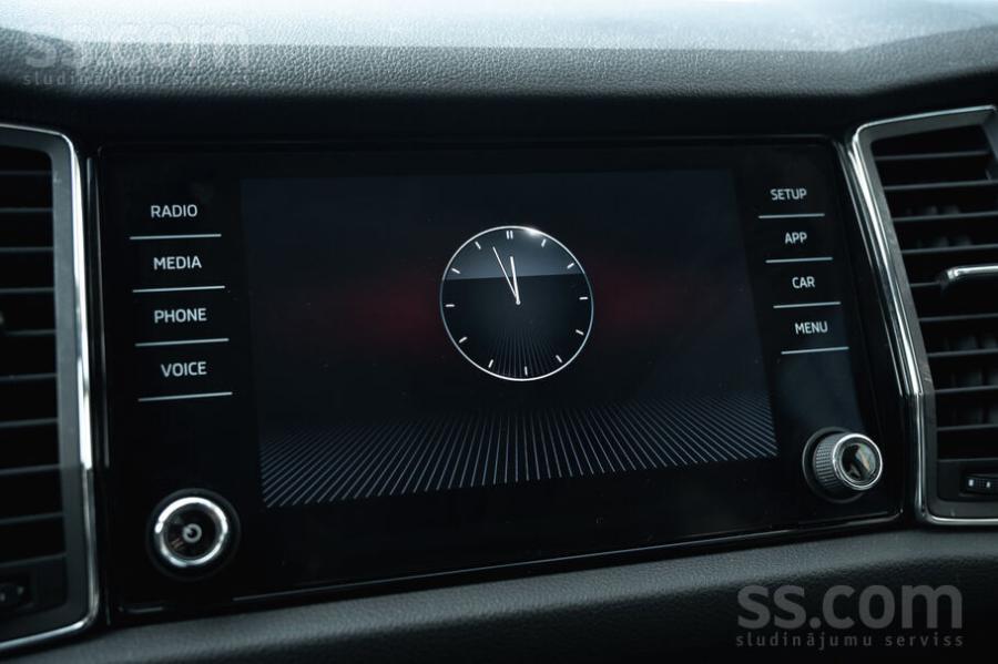Белый Шкода Kodiaq 2019 в Рига, объемом двигателя 1.50 л и пробегом 90 тыс. км за 18990 €, фото 17 на AUTOMOTO.COM.LV