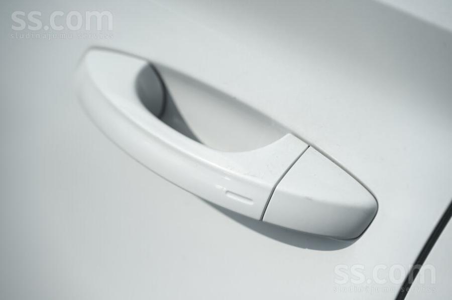 Белый Шкода Kodiaq 2019 в Рига, объемом двигателя 1.50 л и пробегом 90 тыс. км за 18990 €, фото 24 на AUTOMOTO.COM.LV