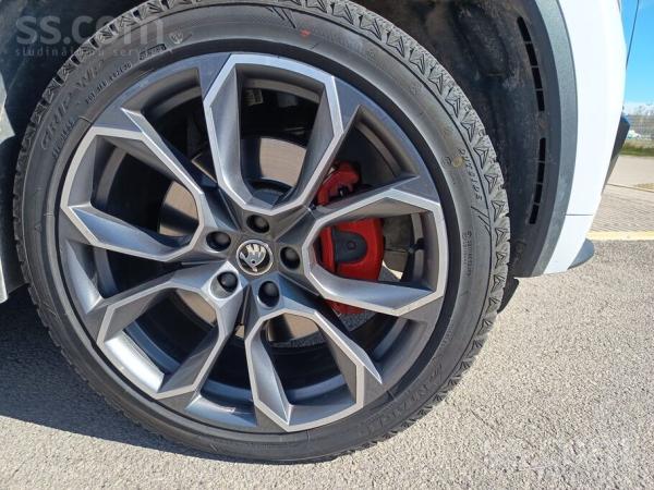 Белый Шкода Kodiaq 2019 в Рига, объемом двигателя 2.00 л и пробегом 253 тыс. км за 23000 €, фото 5 на AUTOMOTO.COM.LV