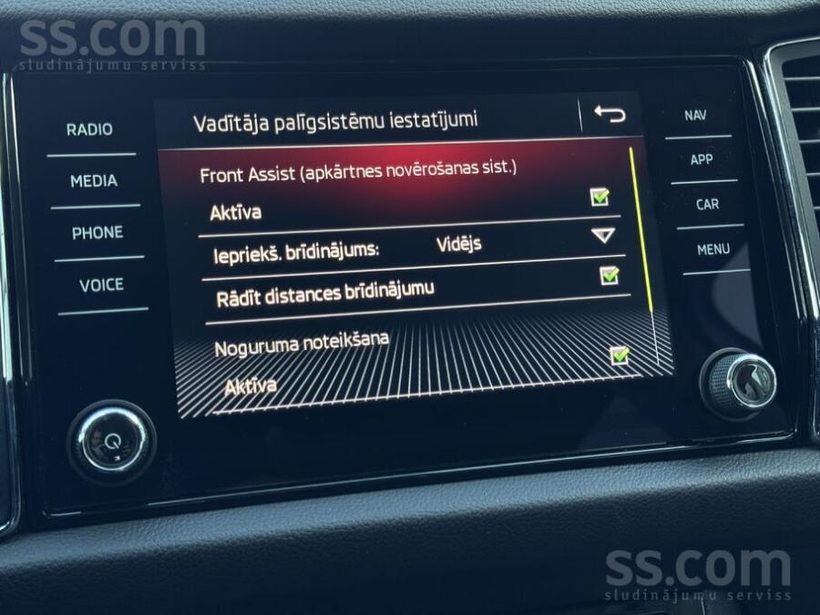 Balts Skoda Kodiaq 2019 Valmiera, ar dzinēja tilpumu 1.50 L un nobraukumu 160 tūkst. km par 20900 €, foto 17 vietnē AUTOMOTO.COM.LV