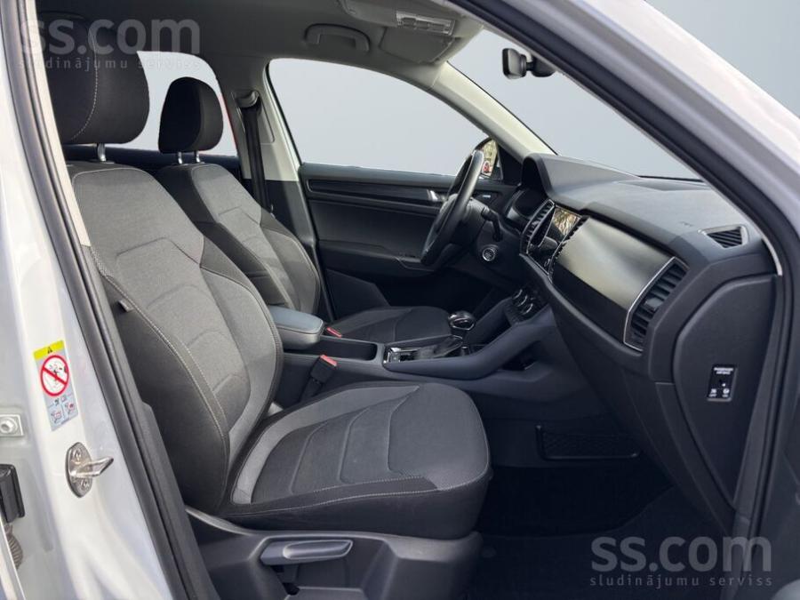 Белый Шкода Kodiaq 2019 в Рига, объемом двигателя 1.50 л и пробегом 90 тыс. км за 19600 €, фото 16 на AUTOMOTO.COM.LV