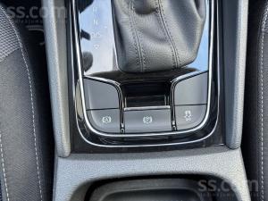 Белый Шкода Kodiaq 2019 в Рига, объемом двигателя 1.50 л и пробегом 90 тыс. км за 19600 €, фото 19 на AUTOMOTO.COM.LV