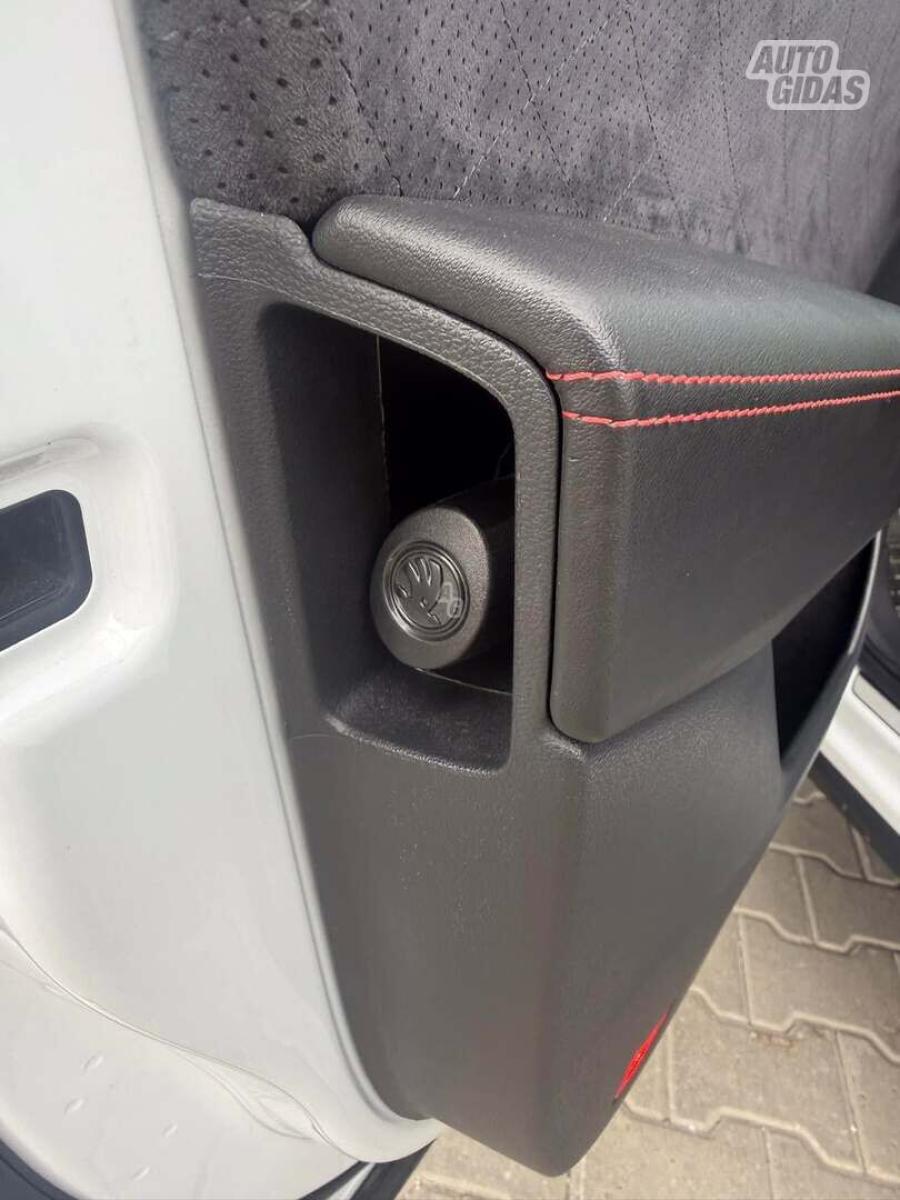 Белый Шкода Kodiaq 2019 в Вильнюс, объемом двигателя 2.00 л и пробегом 222 тыс. км за 22300 €, фото 30 на AUTOMOTO.COM.LV