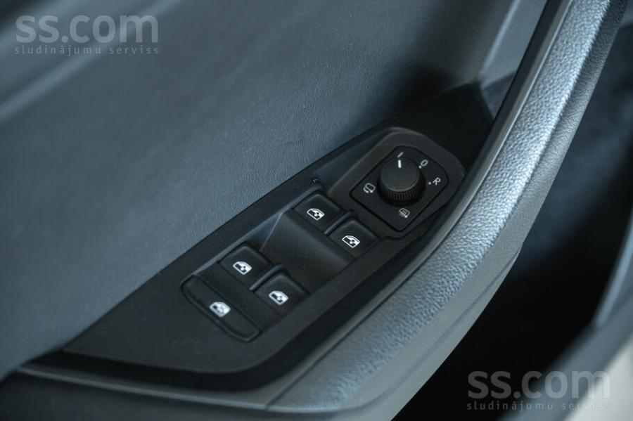 Balts Skoda Kodiaq 2019 Rīga, ar dzinēja tilpumu 1.50 L un nobraukumu 90 tūkst. km par 18790 €, foto 20 vietnē AUTOMOTO.COM.LV