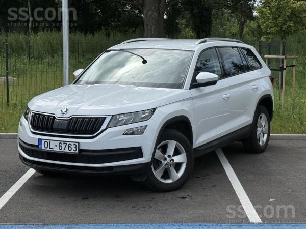 White Skoda Kodiaq 2019 in Riga, with an engine capacity of 2.00 L and mileage of 154 thousand km for 19990 €, photo 1 on AUTOMOTO.COM.LV