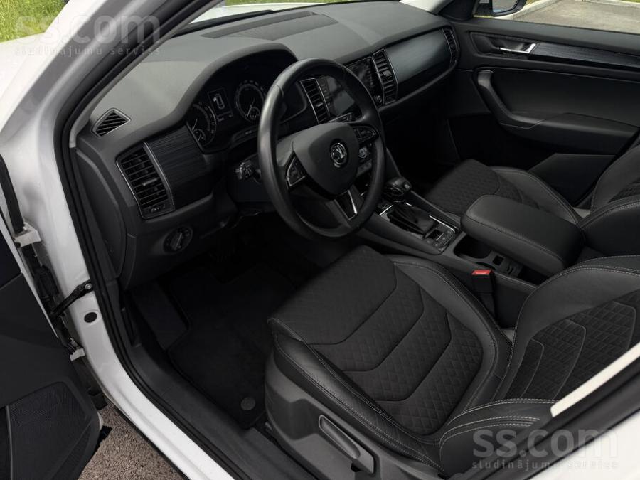 White Skoda Kodiaq 2019 in Riga, with an engine capacity of 2.00 L and mileage of 154 thousand km for 19990 €, photo 9 on AUTOMOTO.COM.LV
