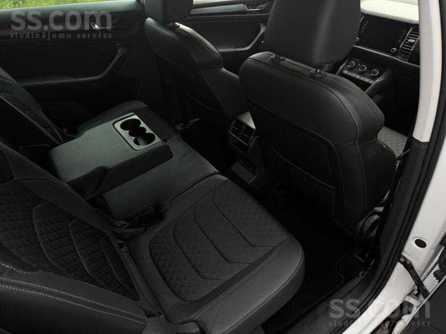 White Skoda Kodiaq 2019 in Riga, with an engine capacity of 2.00 L and mileage of 154 thousand km for 19990 €, photo 11 on AUTOMOTO.COM.LV
